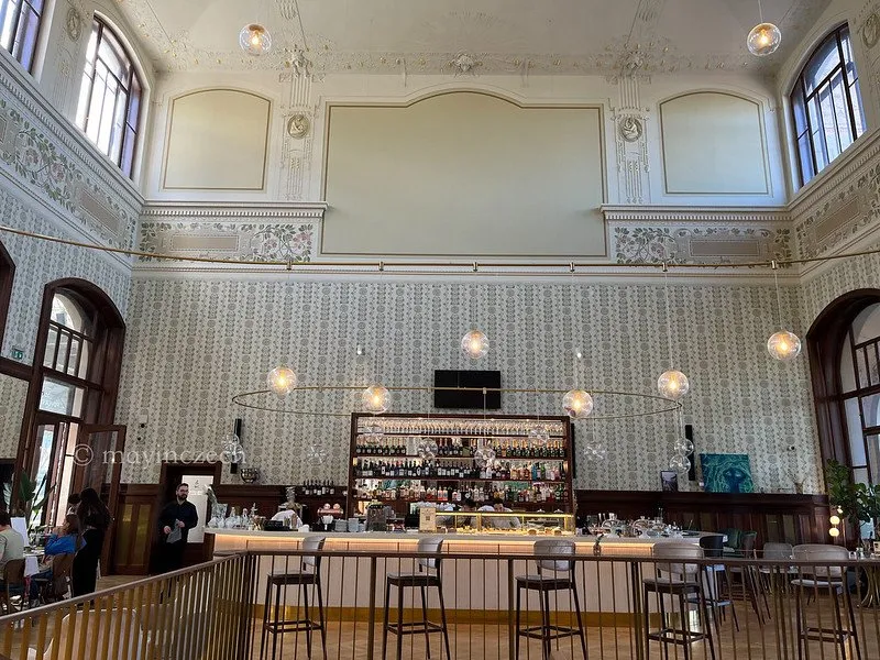 布拉格中央火車站 Foyer Café 咖啡館 - 聽May說捷克